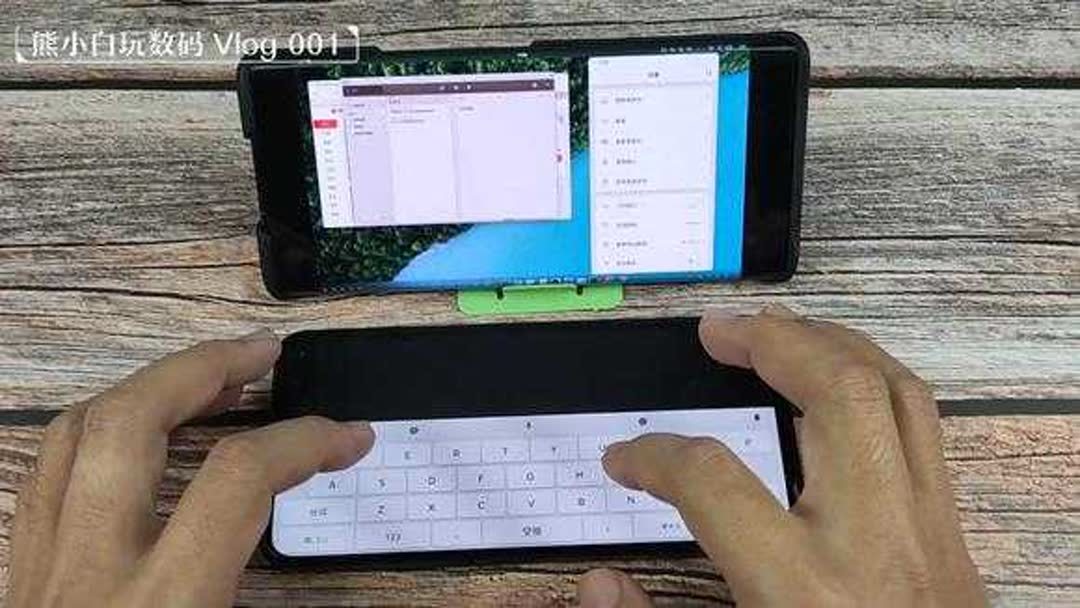 熊小白玩数码:坚果Pro3无线TNT,万物可投屏,俩手机变笔记本!