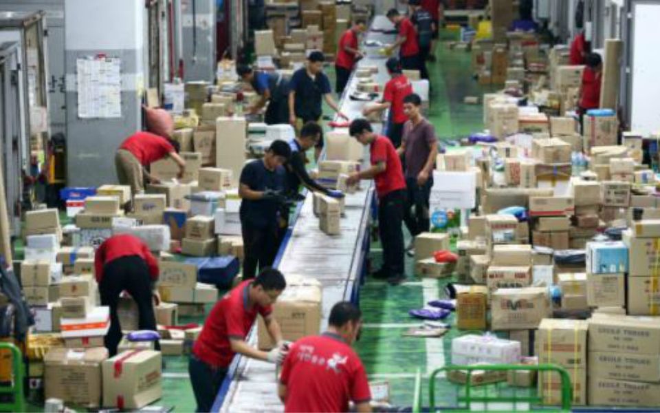 春节假期前5日中国快递3.65亿件,同比增长224%【除夕初一快递处理...