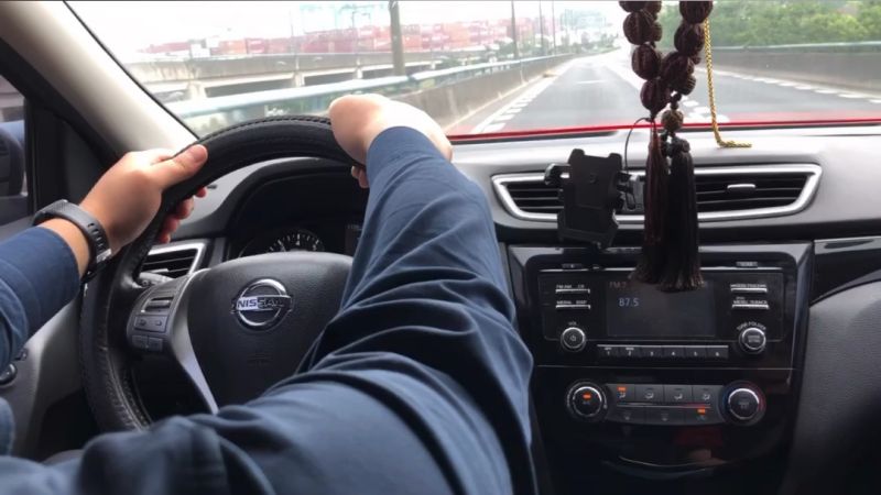 实拍逍客变速箱拆卸过程,行驶中一冲一冲,抖动