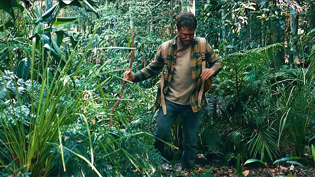 真实事件改编,男子被困原始森林21天,饿了吃蟒蛇,渴了喝泥水