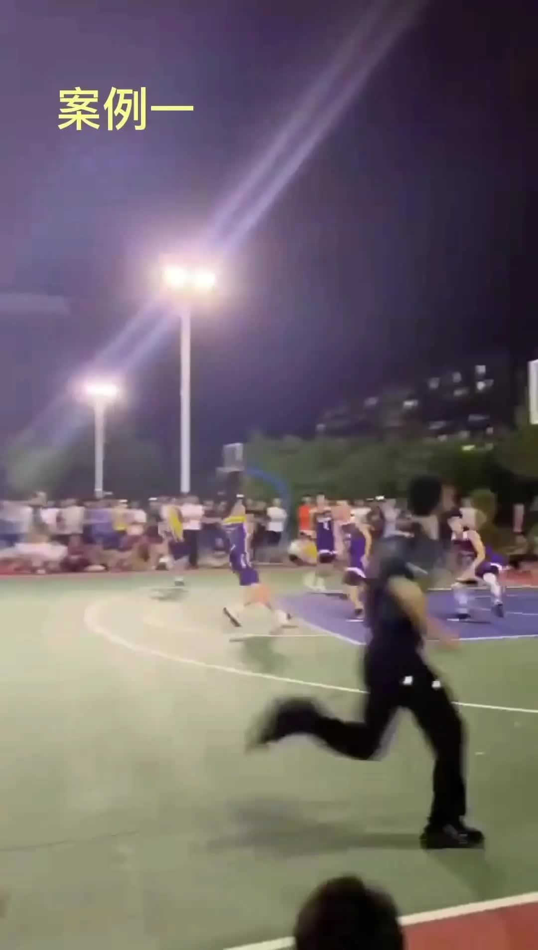 进攻犯规阻挡犯规判断区别
