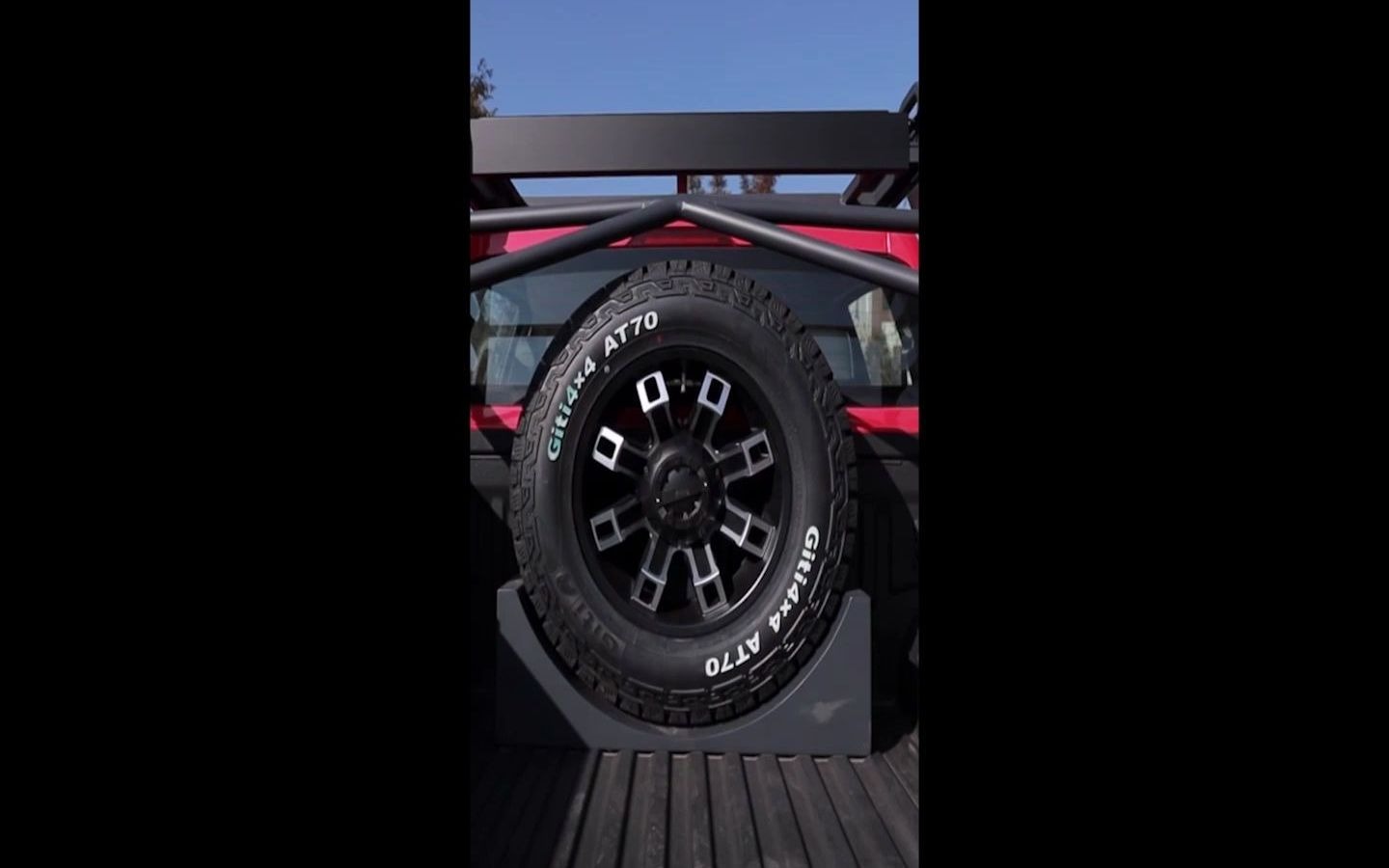 皮卡江淮T8对比上汽大通T70,T70胜在哪儿?