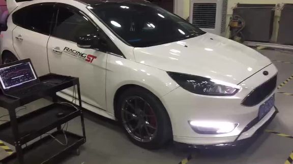 福特福克斯安装诗芬尼BO6完工后,电脑自动调音!