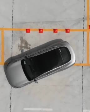 ...柳笛借了一台选装了FSD的Model 3做对比。结果如何?直接公开谜底...