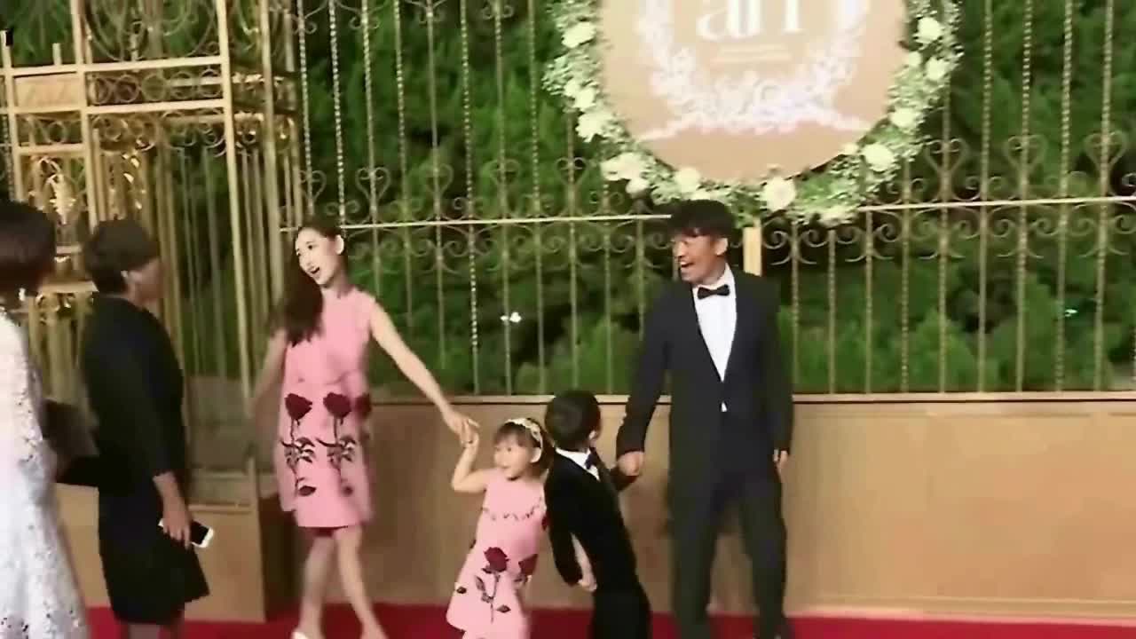 马蓉半小时连发两条微博,却设置不能评论,网友连夜想出应对高招