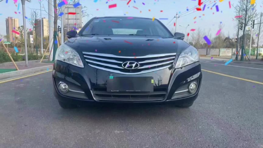 12年上牌功夫档现代悦动,1.6L,车况极品无任何事故