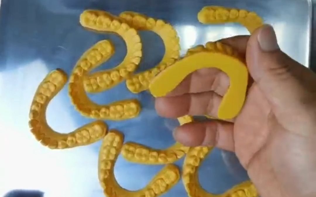 光固化3d打印机解决牙模制作困难问题,30分钟打印10个正畸模型,高...