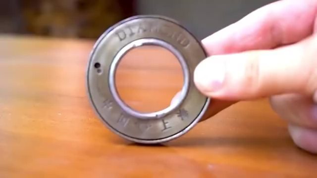 男子用上海牌制造的自行车飞轮做了这个,真是太给力了