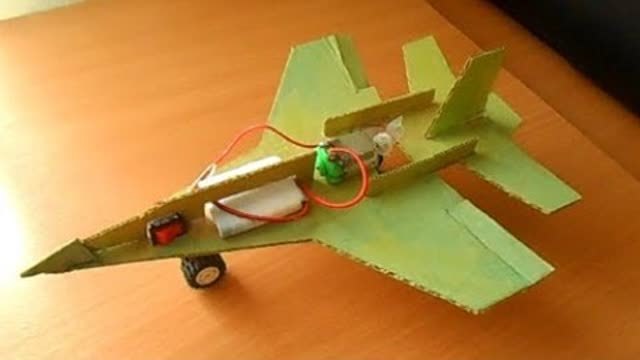 DIY:帅气的飞机模型