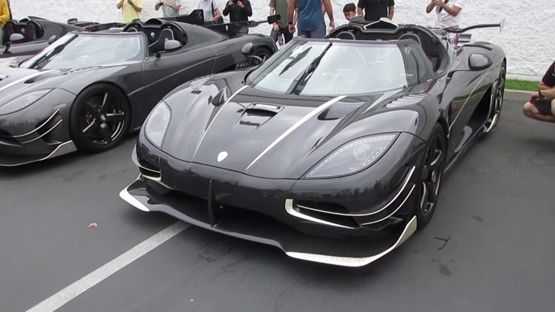 土豪驾驶柯尼塞格低调过街,带你近距离观摩一下