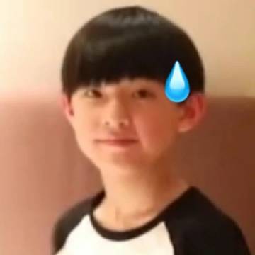 叫小宝的的眨眨眼JY 