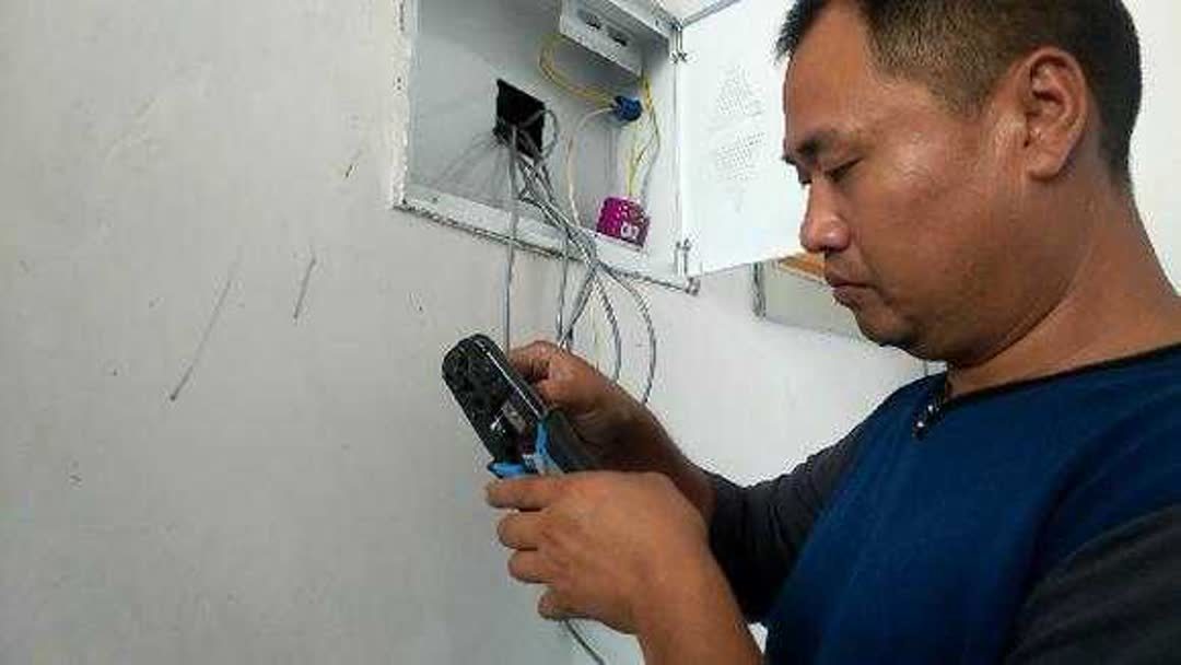 宽带用户以前是明线,现在用户要求走暗线,过去瞅瞅怎么操作!