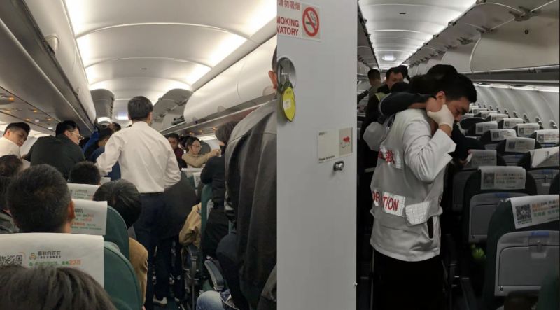 乘客万米高空突发疾病,医生飞机上急救徒手接呕吐物