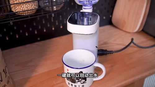 宝妈带娃有这台烧水器,晚上不用大晚上爬起来冲奶粉咯