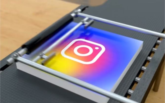 3D动画模拟创作各大app的logo制作过程,舒适