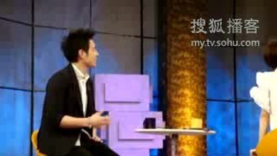 陈伟鸣、潘嘉伟表演绕口令《一面小花鼓》
