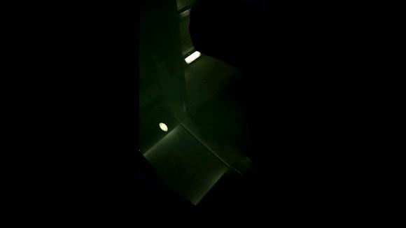 K1156涨水了,下水道水排不了哈哈玲玲仙女在火车上拍的。16车。