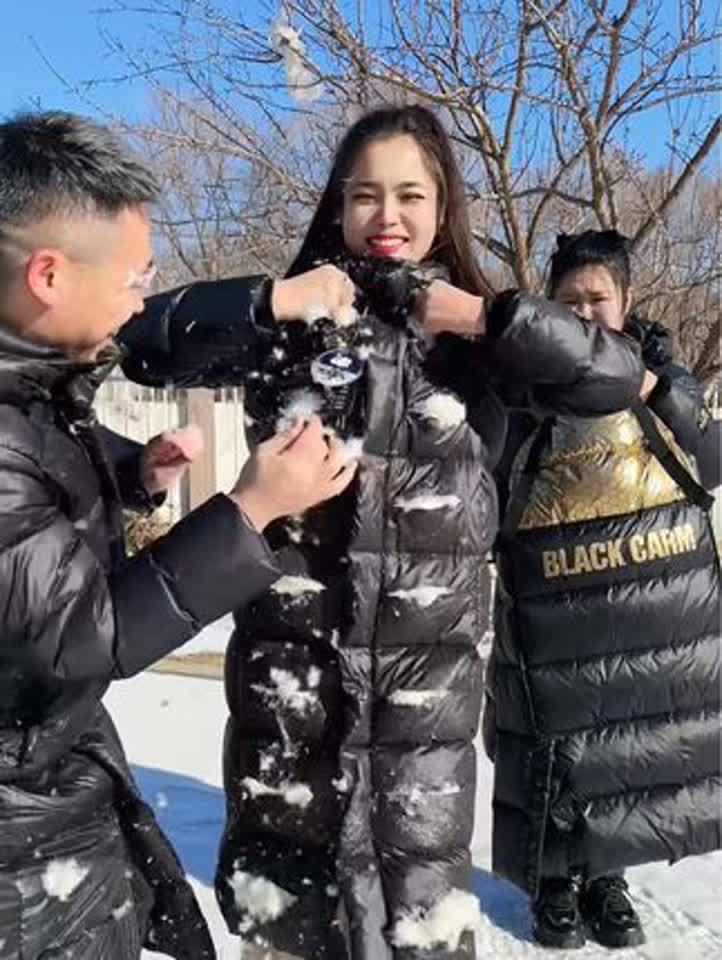 黑金羽绒服,只做高品质!
