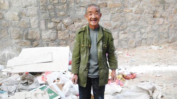 从收废品老大爷100元买来的电脑看我怎么改成游戏电脑