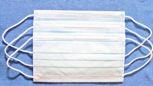 一次性口罩原先是这样戴的,赶紧进来学学,戴错了出门太丢人