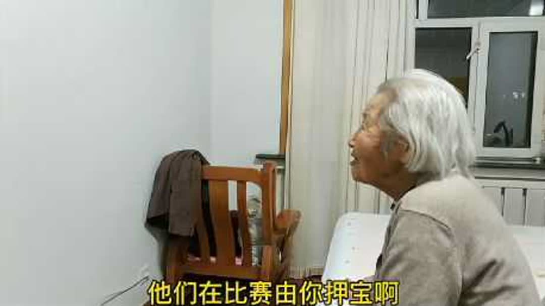 乒乓球比赛老妈说王曼昱赢,原因简单,樊振东与马龙押宝马龙