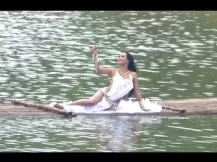 最美肚皮舞娘 大自然起舞宛若仙女