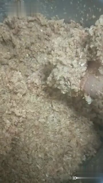 小笼包馅料,15斤五花肉放了15斤皮冻进去,有知道皮冻是用什么做的吗...