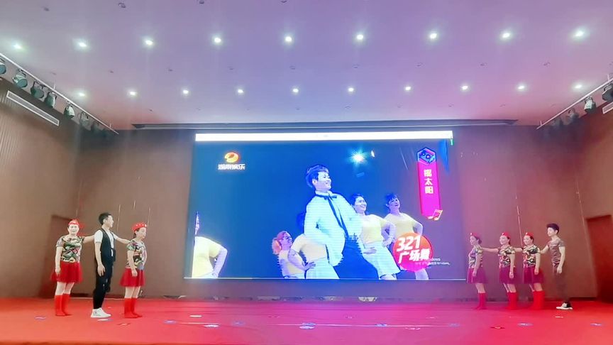 7月8号郑州表演巜厉害了我的国》,13号回家后