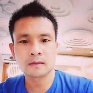 风趣的开心铲屎官 