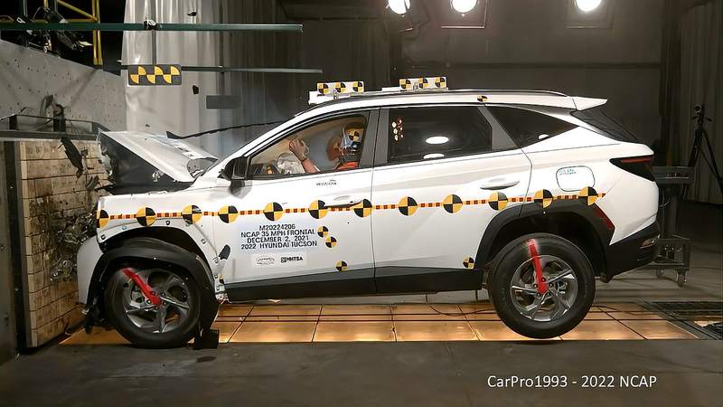 2022款现代途胜做一个碰撞测试,看完买不买自己拿主意!