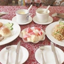 小羊羔爱吃美食 