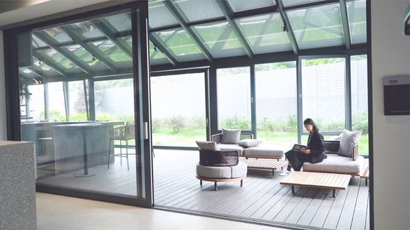 圣米兰电动提升门,懒人的福利啊!-圣米兰门窗