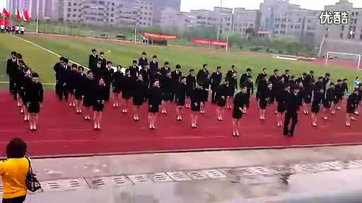 银杏酒店管理学院酒店系形体礼仪操