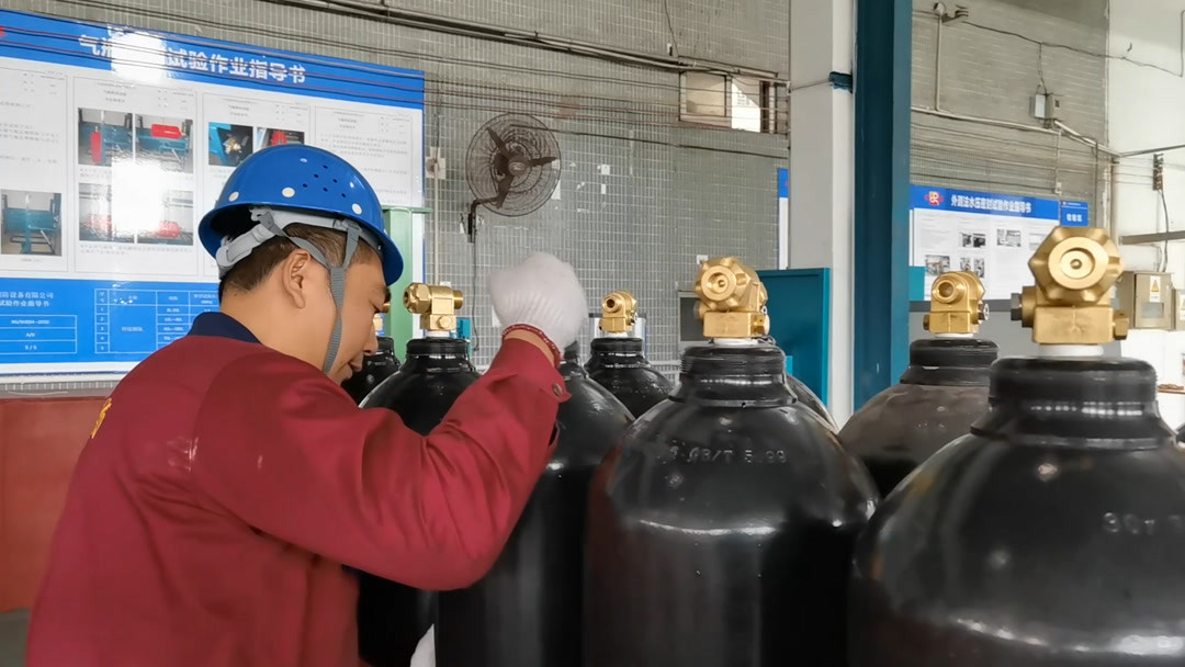 泡沫喷雾灭火装置流程