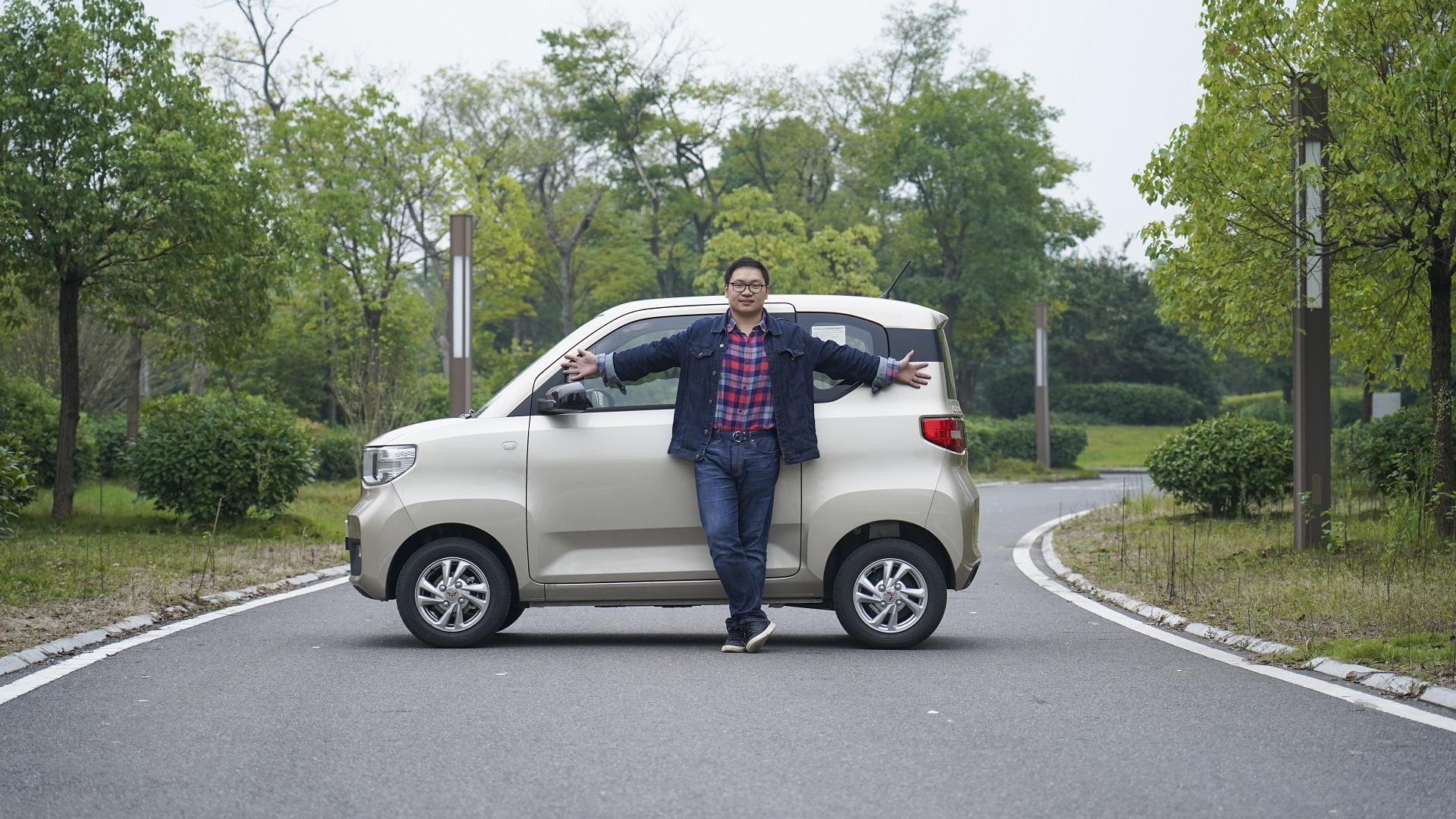 短小精悍 试驾五菱宏光MINI EV