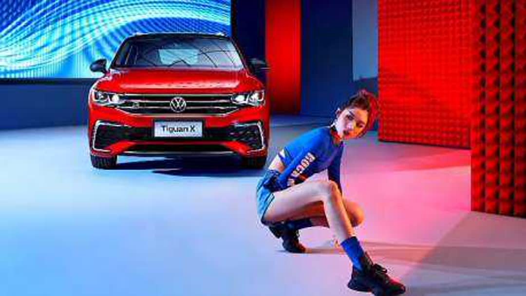 上汽大众全新轿跑SUV途观X首次实车亮相