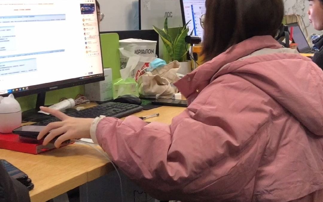 ...王牌会计,月薪9000,羡慕啊,说实话,看她做的财务分析图表,确实有一手