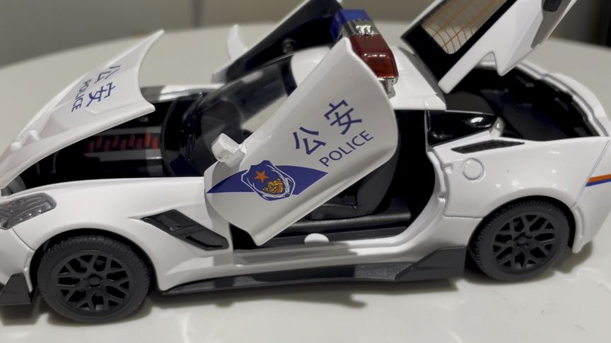 儿童警车玩具车合金仿真救护车玩具模型 男孩110警察车小汽车模型