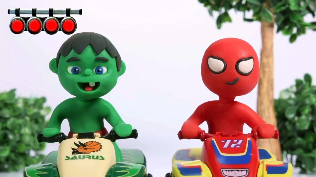 汤米和小伙伴骑车要遵守交通规则 - 汤米卡通