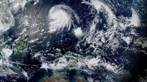 从太空看,这是台风古超,美好又可怕!#天文视频 #天文科普视频