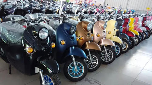 为啥新国标电动车卖不动了?车商抱头痛哭:这店没法开了