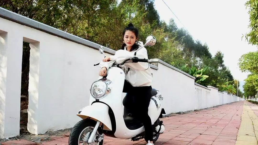 电动车新电池只能跑10KM怎么办?师傅教你几种方法解决!