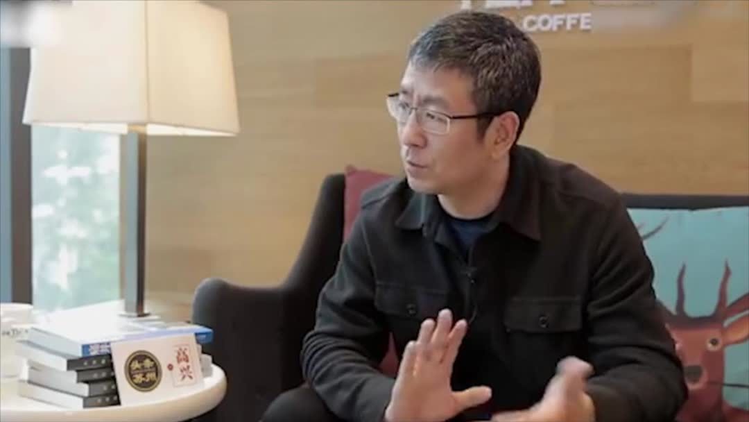 央视主持人为何纷纷离职?白岩松道明原因,辞职背后竟这么复杂