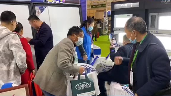 展会,我们不仅仅让新的客户进来