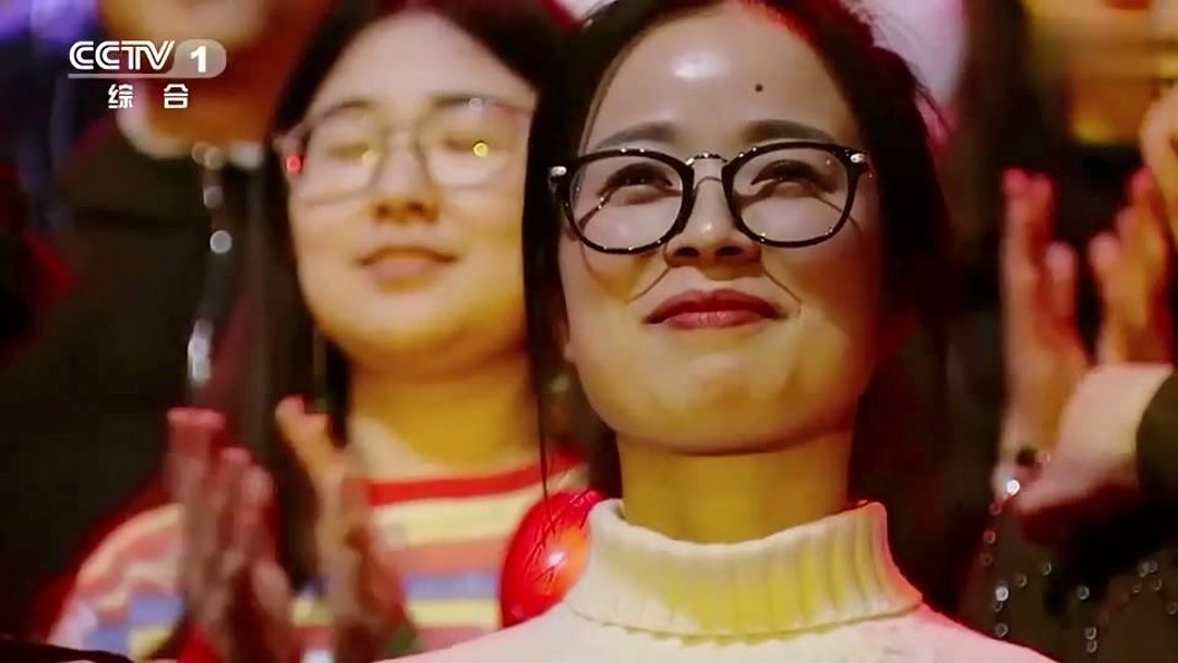 经典咏流传:乐团三十年后的再次演绎,撒贝宁直呼,简直是奇迹