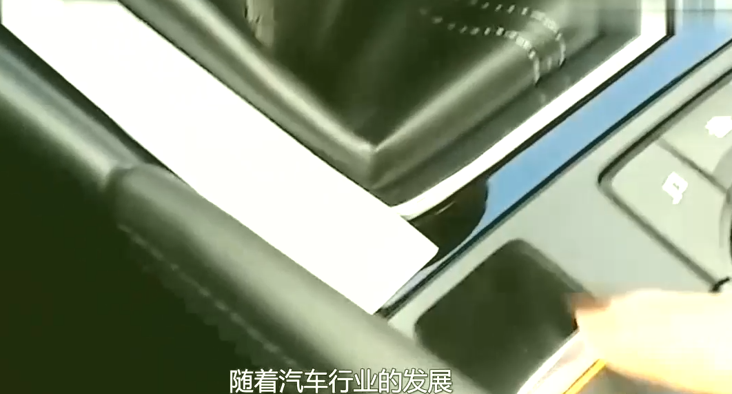 汽车电瓶没电,电子手刹会不会失效?电子手刹一直都在用电吗?