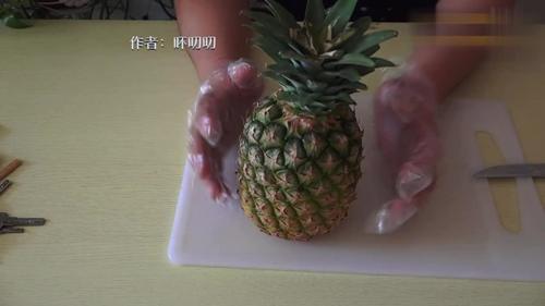 吃了20多年凤梨,今天才知道还可以这样切,简单又好看,厉害了