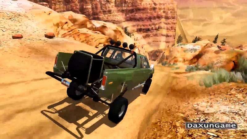 车祸模拟器:越野车从山上翻滚下山,轮胎都没破