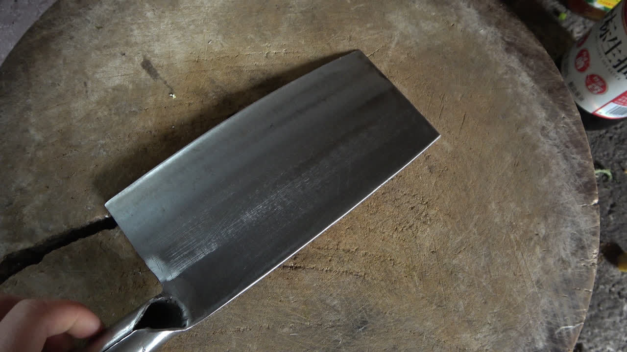 原来磨刀这么简单,学会这几个小技巧,磨出来不仅锋利,还耐用