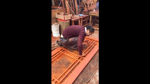 纯手工制作原木门